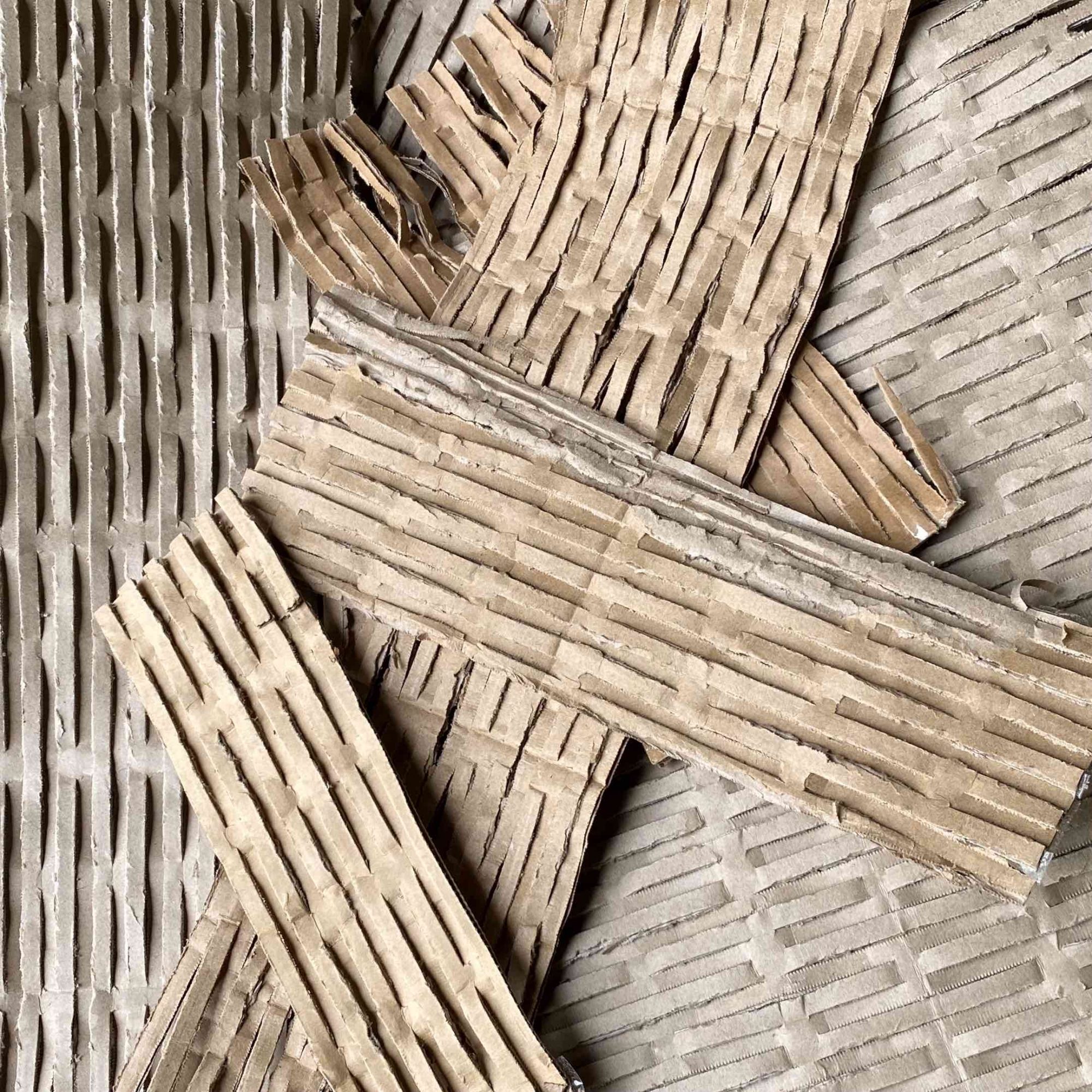 Returnable and compostable packaging